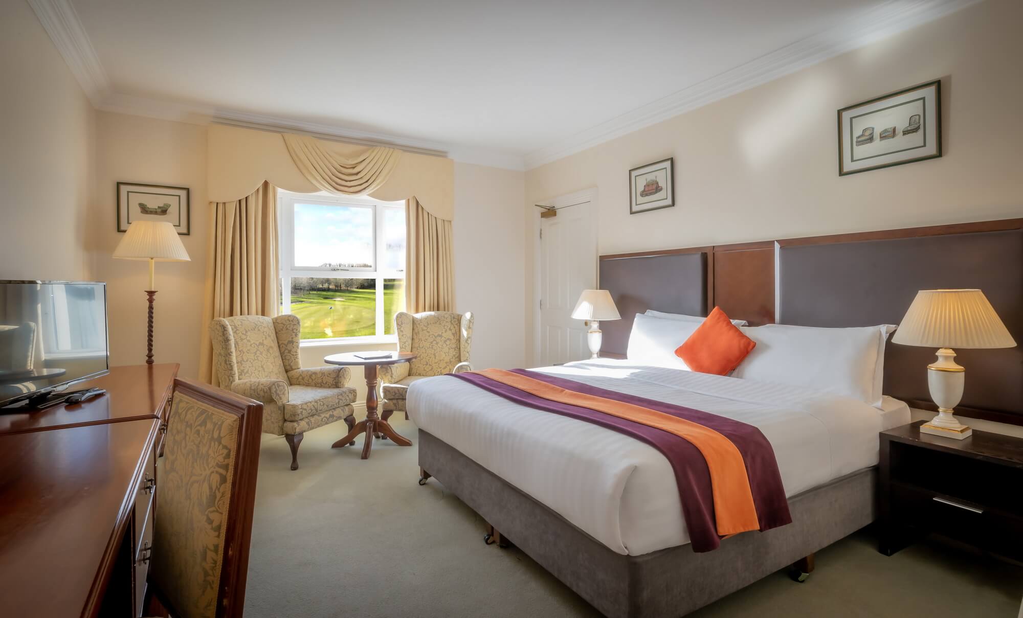 Hotel Woodstock Ennis | Hotels in Clare | Hotels near the Cliffs